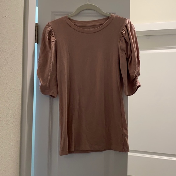 GAP | Tops | Rose Gap Tshirt With Puff Sleeve | Poshmark
